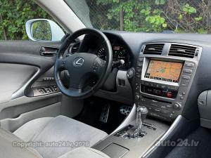 White Lexus IS 2006 in Tallinn, with an engine capacity of 2.50 L and mileage of 198 thousand km for 6990 €, photo 19 on AUTOMOTO.COM.LV