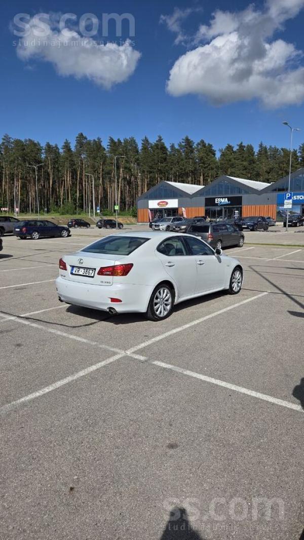 Balts Lexus IS 2007 Rīga, ar dzinēja tilpumu 2.50 L un nobraukumu 196 tūkst. km par 6000 €, foto 4 vietnē AUTOMOTO.COM.LV