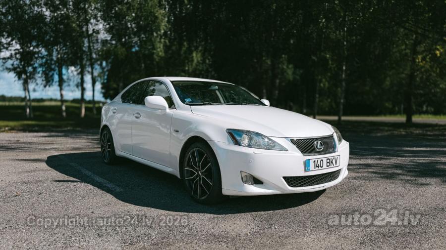 White Lexus IS 2007 in Tallinn, with an engine capacity of 2.50 L and mileage of 229 thousand km for 4500 €, photo 1 on AUTOMOTO.COM.LV