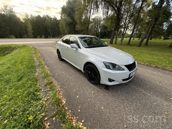 Lexus IS 2007 Limbaži vietnē Balts Lexus IS 2007 Limbaži, ar dzinēja tilpumu 2.20 L un nobraukumu 328 tūkst. km par 3000 €, foto 1 vietnē AUTOMOTO.COM.LV