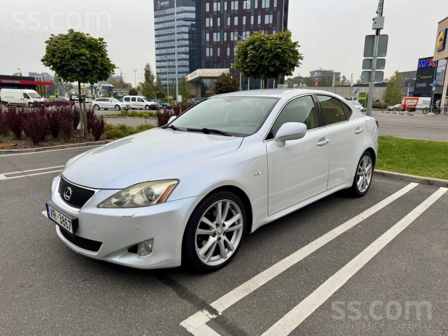 Balts Lexus IS 2007 Rīga, ar dzinēja tilpumu 2.50 L un nobraukumu 194 tūkst. km par 4900 €, foto 1 vietnē AUTOMOTO.COM.LV
