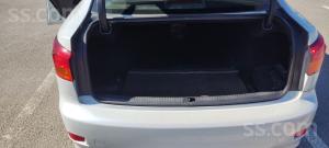Balts Lexus IS 2008 Rīga, ar dzinēja tilpumu 2.20 L un nobraukumu 291 tūkst. km par 2500 €, foto 6 vietnē AUTOMOTO.COM.LV