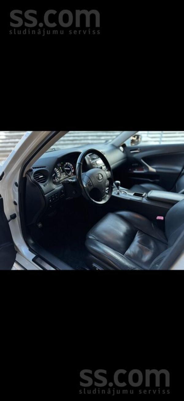 Balts Lexus IS 2008 Rīga, ar dzinēja tilpumu 2.50 L un nobraukumu 173 tūkst. km par 2200 €, foto 4 vietnē AUTOMOTO.COM.LV