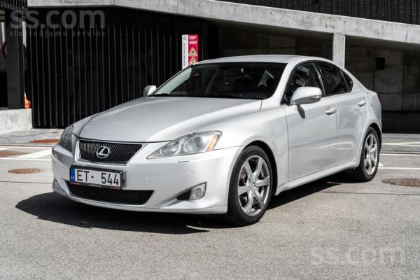 Balts Lexus IS 2009 Rīga, ar dzinēja tilpumu 2.50 L un nobraukumu 225 tūkst. km par 5200 €, foto 2 vietnē AUTOMOTO.COM.LV