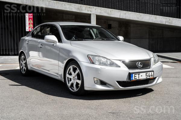Balts Lexus IS 2009 Rīga, ar dzinēja tilpumu 2.50 L un nobraukumu 225 tūkst. km par 5200 €, foto 3 vietnē AUTOMOTO.COM.LV