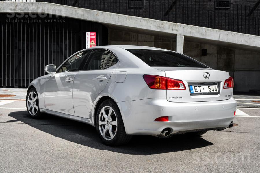 Balts Lexus IS 2009 Rīga, ar dzinēja tilpumu 2.50 L un nobraukumu 225 tūkst. km par 5200 €, foto 5 vietnē AUTOMOTO.COM.LV