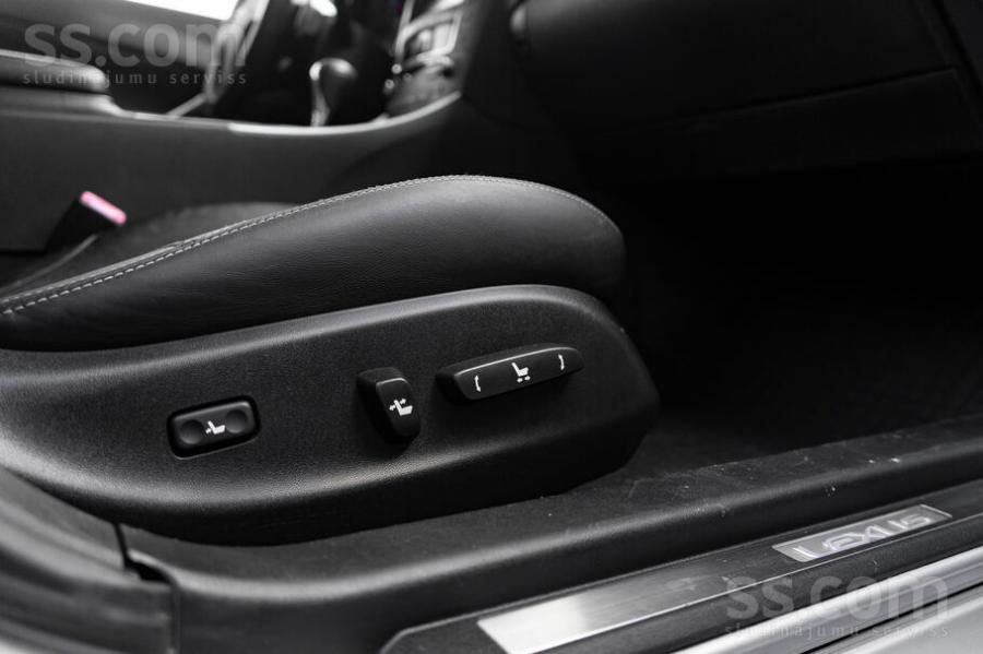 Balts Lexus IS 2009 Rīga, ar dzinēja tilpumu 2.50 L un nobraukumu 225 tūkst. km par 5200 €, foto 8 vietnē AUTOMOTO.COM.LV