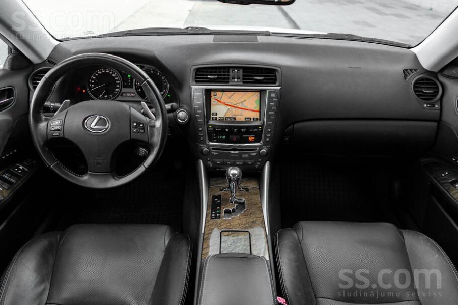 Balts Lexus IS 2009 Rīga, ar dzinēja tilpumu 2.50 L un nobraukumu 225 tūkst. km par 5200 €, foto 24 vietnē AUTOMOTO.COM.LV