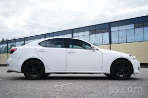Balts Lexus IS 2009 Rīga, ar dzinēja tilpumu 2.20 L un nobraukumu 167 tūkst. km par 2100 €, foto 6 vietnē AUTOMOTO.COM.LV