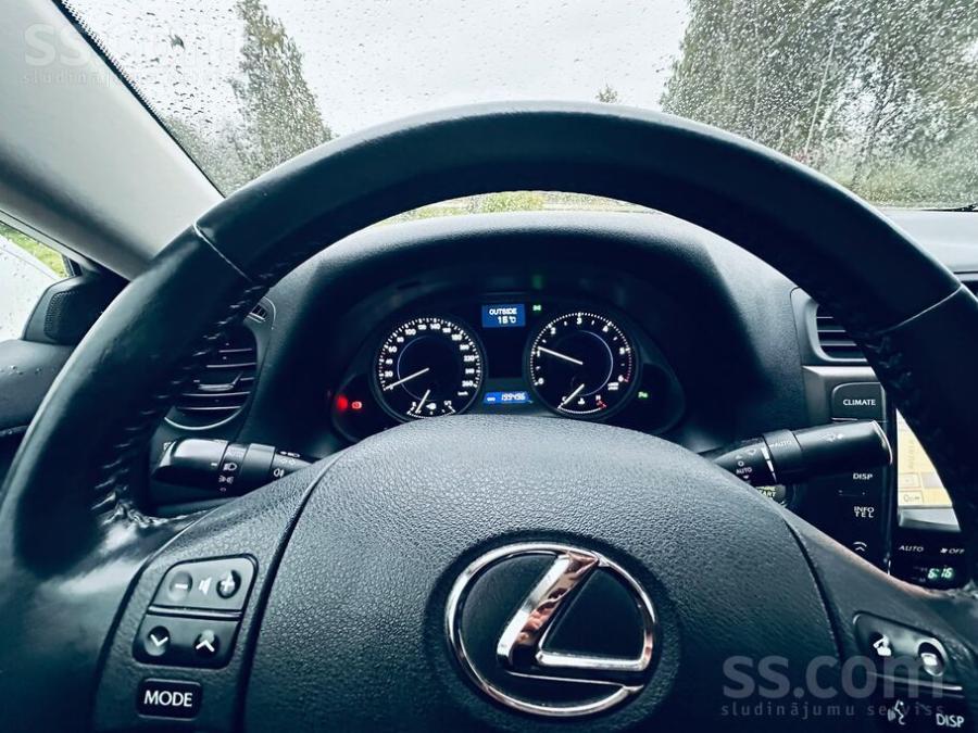 Balts Lexus IS 2010 Rēzekne, ar dzinēja tilpumu 2.20 L un nobraukumu 199 tūkst. km par 6100 €, foto 5 vietnē AUTOMOTO.COM.LV