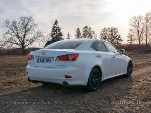 White Lexus IS 2012 in Tartu, with an engine capacity of 2.50 L and mileage of 185 thousand km for 9900 €, photo 3 on AUTOMOTO.COM.LV