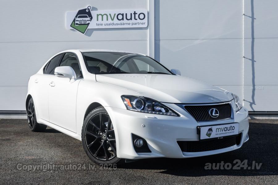 Balts Lexus IS 2012 Tallina, ar dzinēja tilpumu 2.50 L un nobraukumu 187 tūkst. km par 8500 €, foto 6 vietnē AUTOMOTO.COM.LV