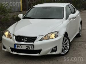 Balts Lexus IS 2012 Rīga, ar dzinēja tilpumu 2.50 L un nobraukumu 208 tūkst. km par 7100 €, foto  vietnē AUTOMOTO.COM.LV