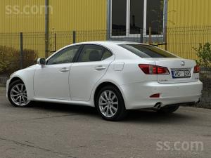 Balts Lexus IS 2012 Rīga, ar dzinēja tilpumu 2.50 L un nobraukumu 208 tūkst. km par 7100 €, foto 3 vietnē AUTOMOTO.COM.LV