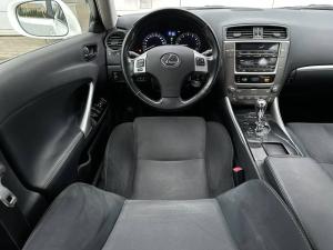 White Lexus IS 2012 in Riga, with an engine capacity of 2.50 L and mileage of 208 thousand km for 7100 €, photo 16 on AUTOMOTO.COM.LV
