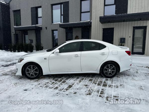 Balts Lexus IS 2013 Tallina, ar dzinēja tilpumu 2.50 L un nobraukumu 119 tūkst. km par 13900 €, foto 3 vietnē AUTOMOTO.COM.LV