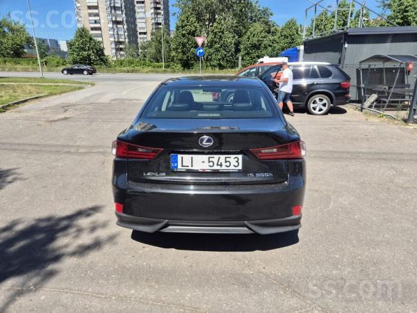 Белый Лексус ИС 2013 в Рига, объемом двигателя 2.50 л и пробегом 191 тыс. км за 13990 €, фото 7 на AUTOMOTO.COM.LV