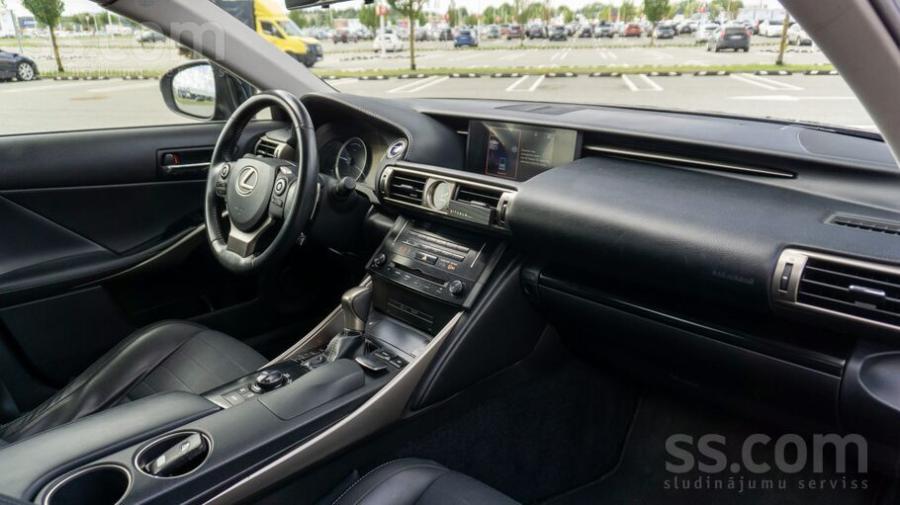 Balts Lexus IS 2013 Rīga, ar dzinēja tilpumu 2.50 L un nobraukumu 191 tūkst. km par 13990 €, foto 12 vietnē AUTOMOTO.COM.LV