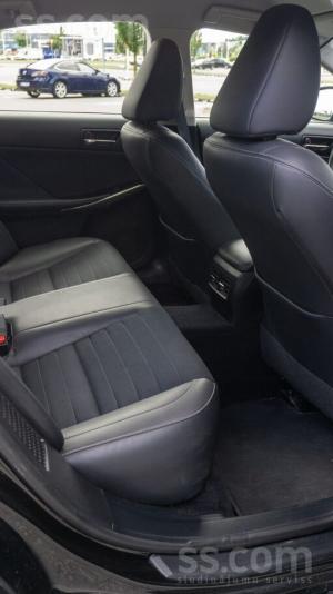 Balts Lexus IS 2013 Rīga, ar dzinēja tilpumu 2.50 L un nobraukumu 191 tūkst. km par 13990 €, foto 31 vietnē AUTOMOTO.COM.LV