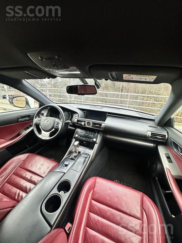 Balts Lexus IS 2013 Rīga, ar dzinēja tilpumu 2.50 L un nobraukumu 273 tūkst. km par 12500 €, foto 8 vietnē AUTOMOTO.COM.LV