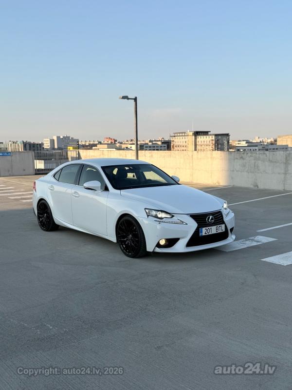 Balts Lexus IS 2014 Tallina, ar dzinēja tilpumu 2.50 L un nobraukumu 248 tūkst. km par 14300 €, foto 5 vietnē AUTOMOTO.COM.LV