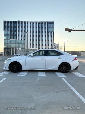 White Lexus IS 2014 in Tallinn, with an engine capacity of 2.50 L and mileage of 248 thousand km for 14300 €, photo 8 on AUTOMOTO.COM.LV