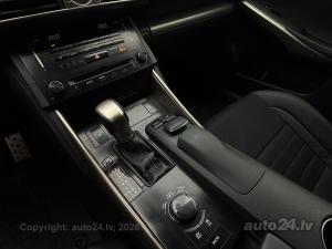 White Lexus IS 2014 in Tartu, with an engine capacity of 2.50 L and mileage of 137 thousand km for 17900 €, photo 8 on AUTOMOTO.COM.LV