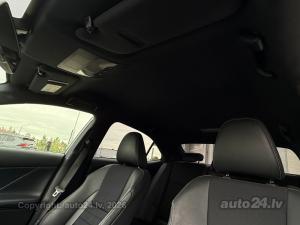 White Lexus IS 2014 in Tartu, with an engine capacity of 2.50 L and mileage of 137 thousand km for 17900 €, photo 10 on AUTOMOTO.COM.LV