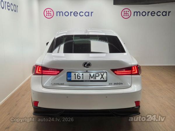 Balts Lexus IS 2016 Tallina, ar dzinēja tilpumu 2.50 L un nobraukumu 168 tūkst. km par 14900 €, foto 5 vietnē AUTOMOTO.COM.LV