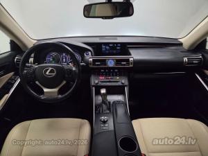 Balts Lexus IS 2016 Tallina, ar dzinēja tilpumu 2.50 L un nobraukumu 168 tūkst. km par 14900 €, foto 7 vietnē AUTOMOTO.COM.LV