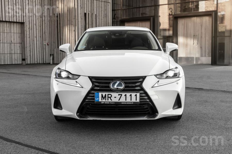 Balts Lexus IS 2020 Rīga, ar dzinēja tilpumu 2.50 L un nobraukumu 70 tūkst. km par 25555 €, foto 3 vietnē AUTOMOTO.COM.LV