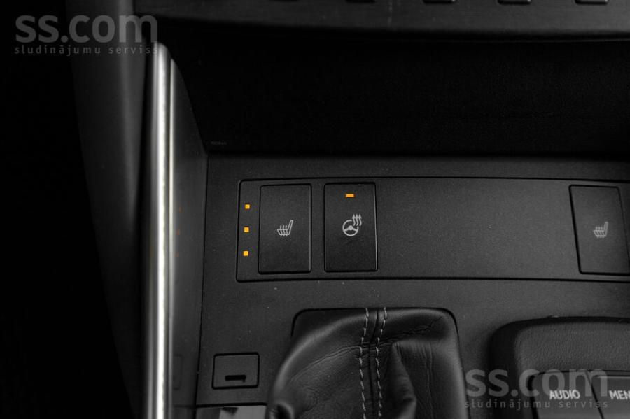 Balts Lexus IS 2020 Rīga, ar dzinēja tilpumu 2.50 L un nobraukumu 70 tūkst. km par 25555 €, foto 12 vietnē AUTOMOTO.COM.LV