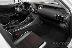 Balts Lexus IS 2020 Rīga, ar dzinēja tilpumu 2.50 L un nobraukumu 70 tūkst. km par 25555 €, foto 25 vietnē AUTOMOTO.COM.LV