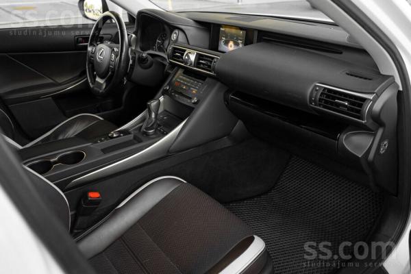 Balts Lexus IS 2020 Rīga, ar dzinēja tilpumu 2.50 L un nobraukumu 70 tūkst. km par 25555 €, foto 27 vietnē AUTOMOTO.COM.LV