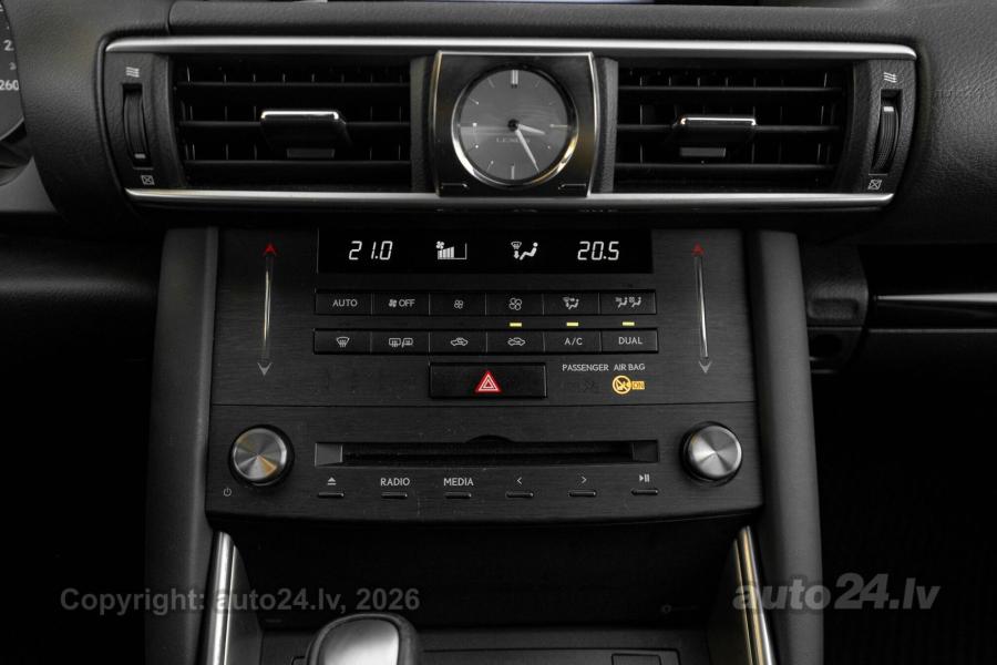 Balts Lexus IS 2020 Rīga, ar dzinēja tilpumu 2.50 L un nobraukumu 70 tūkst. km par 25555 €, foto 9 vietnē AUTOMOTO.COM.LV