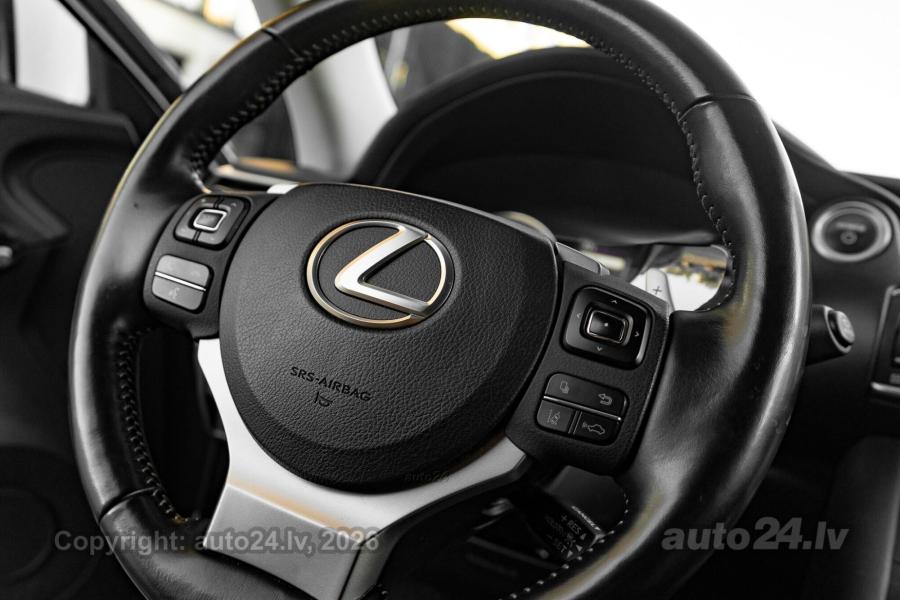 Balts Lexus IS 2020 Rīga, ar dzinēja tilpumu 2.50 L un nobraukumu 70 tūkst. km par 25555 €, foto 14 vietnē AUTOMOTO.COM.LV