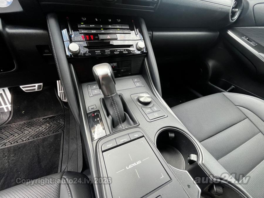 White Lexus IS 2024 in Tallinn, with an engine capacity of 5.00 L and mileage of 16 thousand km for 65000 €, photo 15 on AUTOMOTO.COM.LV