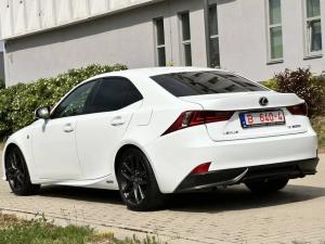 White Lexus IS 2013 in Riga, with an engine capacity of 3.00 L and mileage of 223 thousand km for 15490 €, photo 6 on AUTOMOTO.COM.LV
