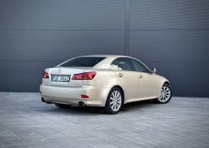 Dzeltens Lexus IS 2006 Rīga, ar dzinēja tilpumu 2.50 L un nobraukumu 216 tūkst. km par 4500 €, foto 7 vietnē AUTOMOTO.COM.LV