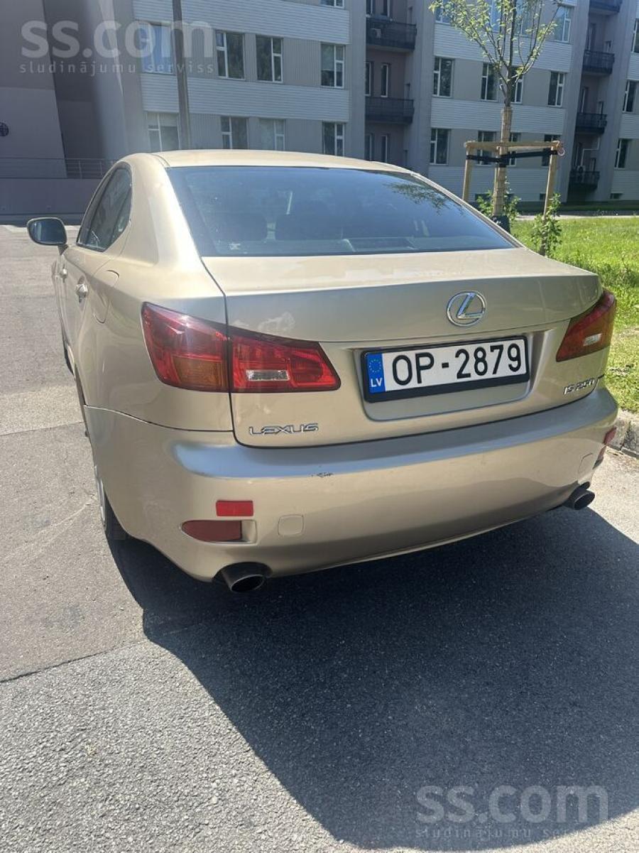 Yellow Lexus IS 2006 in Riga, with an engine capacity of 2.50 L and mileage of 204 thousand km for 3800 €, photo 3 on AUTOMOTO.COM.LV