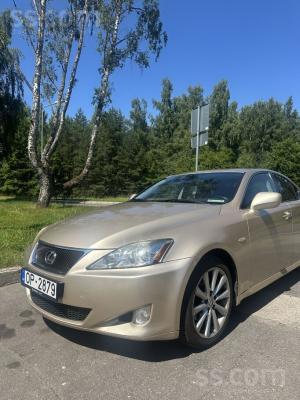 Yellow Lexus IS 2006 in Riga, with an engine capacity of 2.50 L and mileage of 204 thousand km for 3800 €, photo 6 on AUTOMOTO.COM.LV
