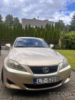 Yellow Lexus IS 2006 in Riga, with an engine capacity of 2.50 L and mileage of 265 thousand km for 2000 €, photo 1 on AUTOMOTO.COM.LV
