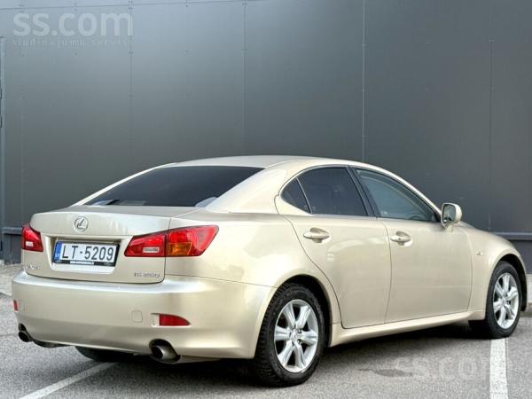 Dzeltens Lexus IS 2006 Rīga, ar dzinēja tilpumu 2.50 L un nobraukumu 260 tūkst. km par 2650 €, foto 4 vietnē AUTOMOTO.COM.LV