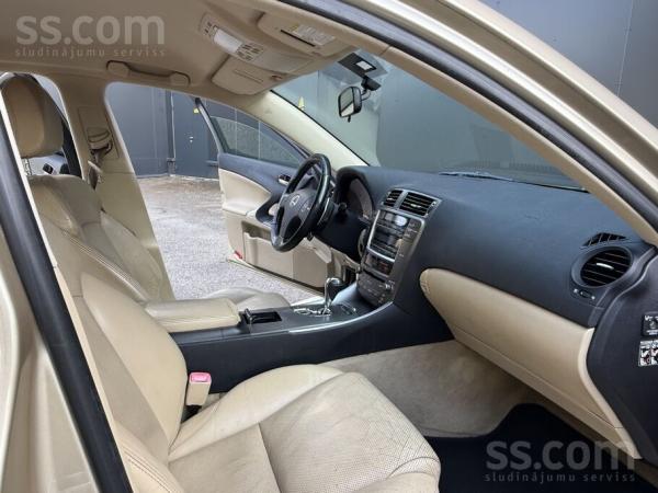 Dzeltens Lexus IS 2006 Rīga, ar dzinēja tilpumu 2.50 L un nobraukumu 260 tūkst. km par 2650 €, foto 9 vietnē AUTOMOTO.COM.LV