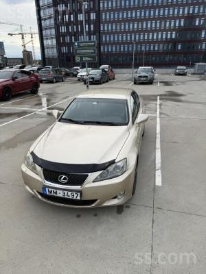 Yellow Lexus IS 2006 in Riga, with an engine capacity of 2.50 L and mileage of 291 thousand km for 3590 €, photo 3 on AUTOMOTO.COM.LV