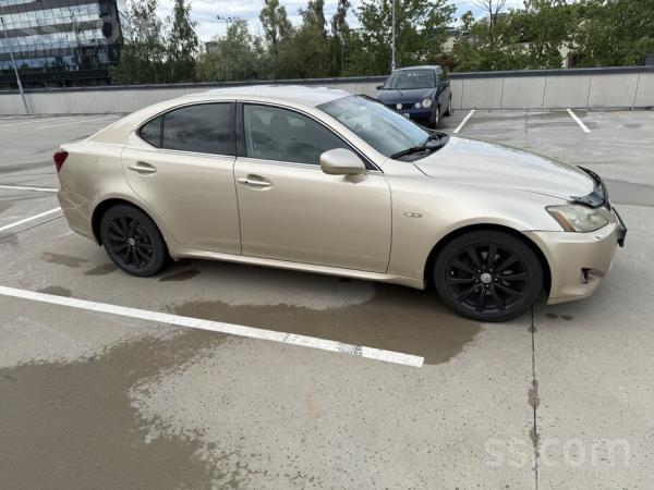 Dzeltens Lexus IS 2006 Rīga, ar dzinēja tilpumu 2.50 L un nobraukumu 291 tūkst. km par 3590 €, foto 8 vietnē AUTOMOTO.COM.LV