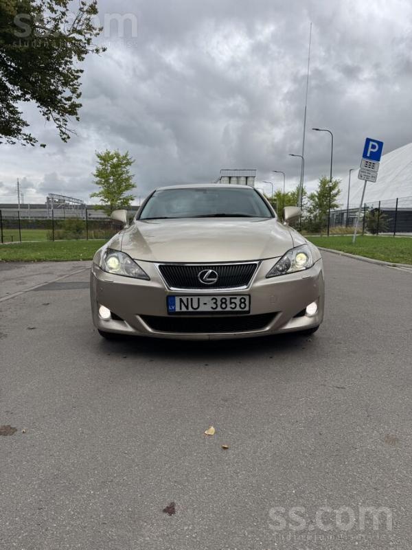 Lexus IS 2006 in Riga on AUTOMOTO.COM.LV Yellow Lexus IS 2006 in Riga, with an engine capacity of 2.50 L and mileage of 240 thousand km for 3800 €, photo 1 on AUTOMOTO.COM.LV