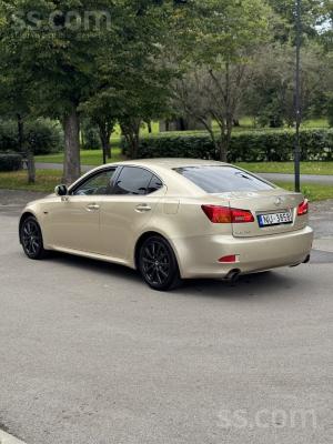 Dzeltens Lexus IS 2006 Rīga, ar dzinēja tilpumu 2.50 L un nobraukumu 240 tūkst. km par 3800 €, foto 4 vietnē AUTOMOTO.COM.LV