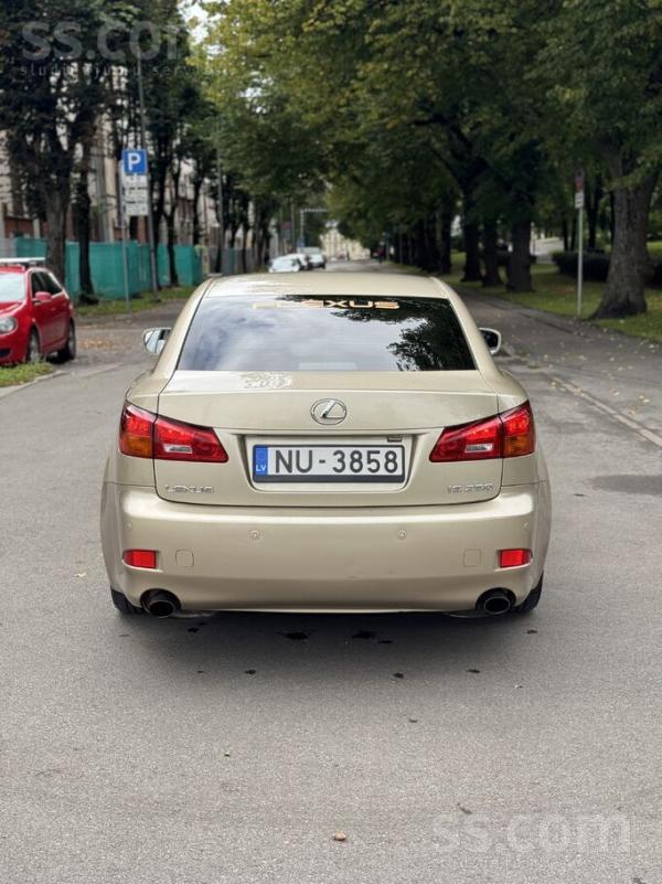Lexus IS 2006 in Riga on AUTOMOTO.COM.LV Yellow Lexus IS 2006 in Riga, with an engine capacity of 2.50 L and mileage of 240 thousand km for 3800 €, photo 6 on AUTOMOTO.COM.LV