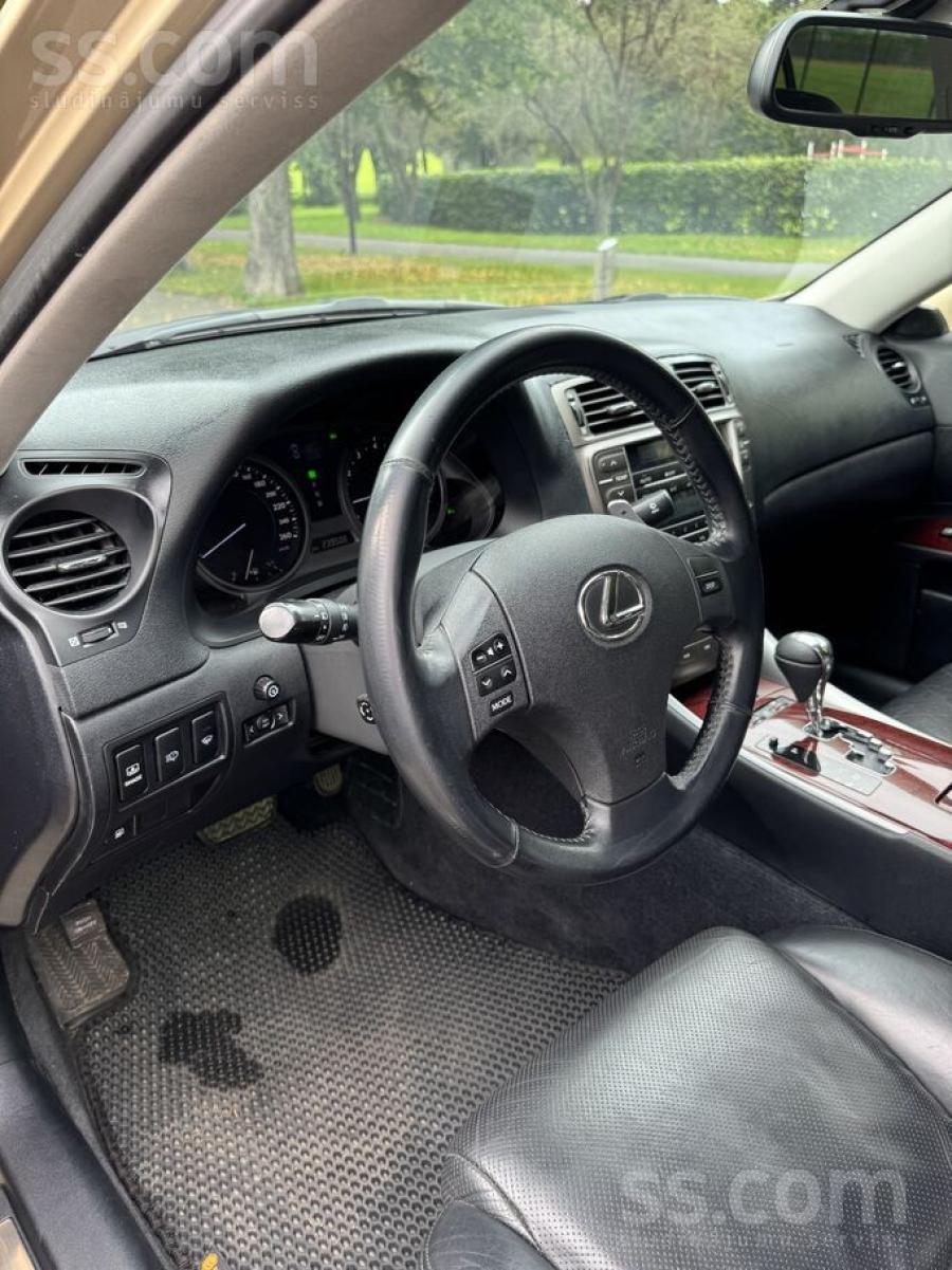 Dzeltens Lexus IS 2006 Rīga, ar dzinēja tilpumu 2.50 L un nobraukumu 240 tūkst. km par 3800 €, foto 17 vietnē AUTOMOTO.COM.LV